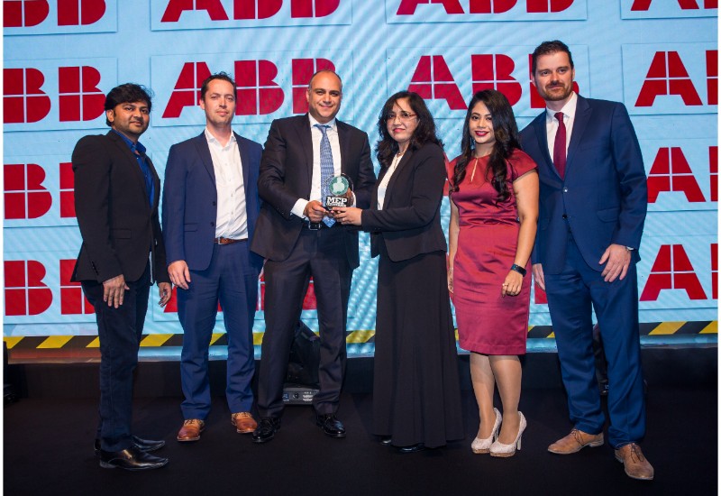 In Pictures Mep Awards 2017 Winners On Stage Construction Week Online
